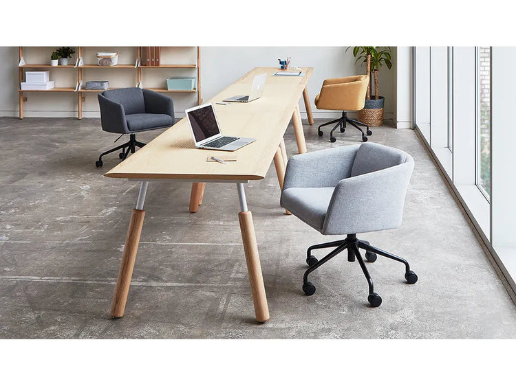Radius Task Chair by Gus* | Habitus.ca